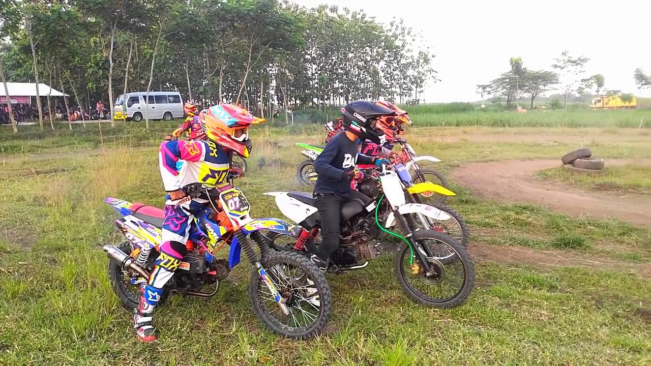 Grasstrack Ngepung Pati (LatBer 9 Juli 2017) - YouTube