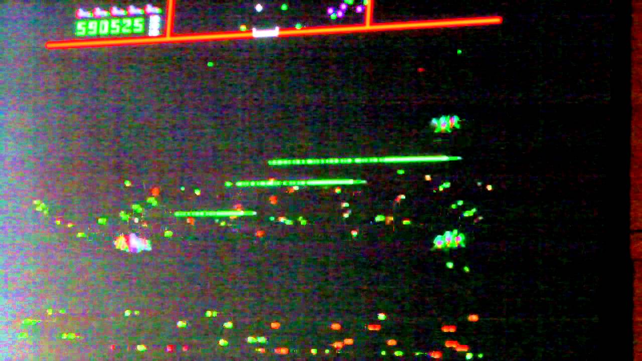 Williams Defender arcade : rolling over wave 256 - YouTube