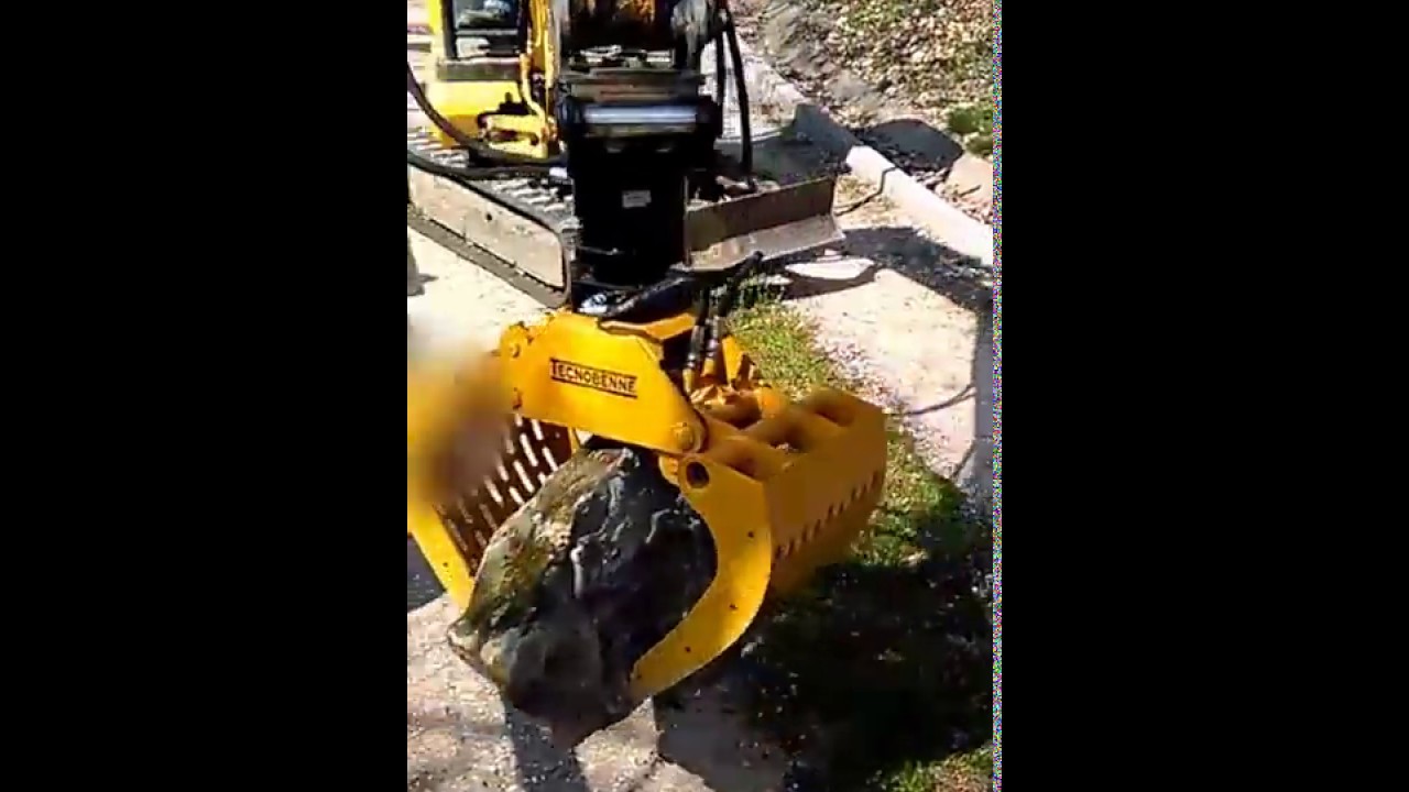 BENNA BIVALVE TECNOBENNE mod. BOTL MR 50 F - YouTube