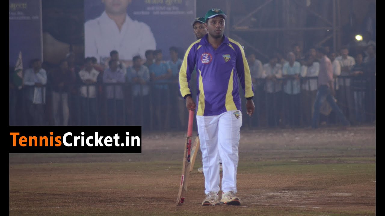 Manoj Mane Batting in Nagarsevak Chashak 2015, Thane - YouTube