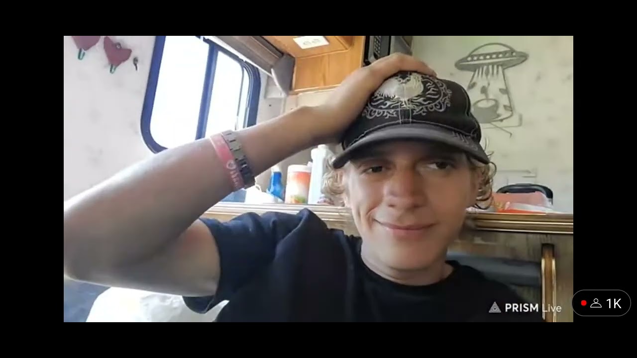 goocheese doing ok wish she would get help #irl #ip2 #goocheese # ...