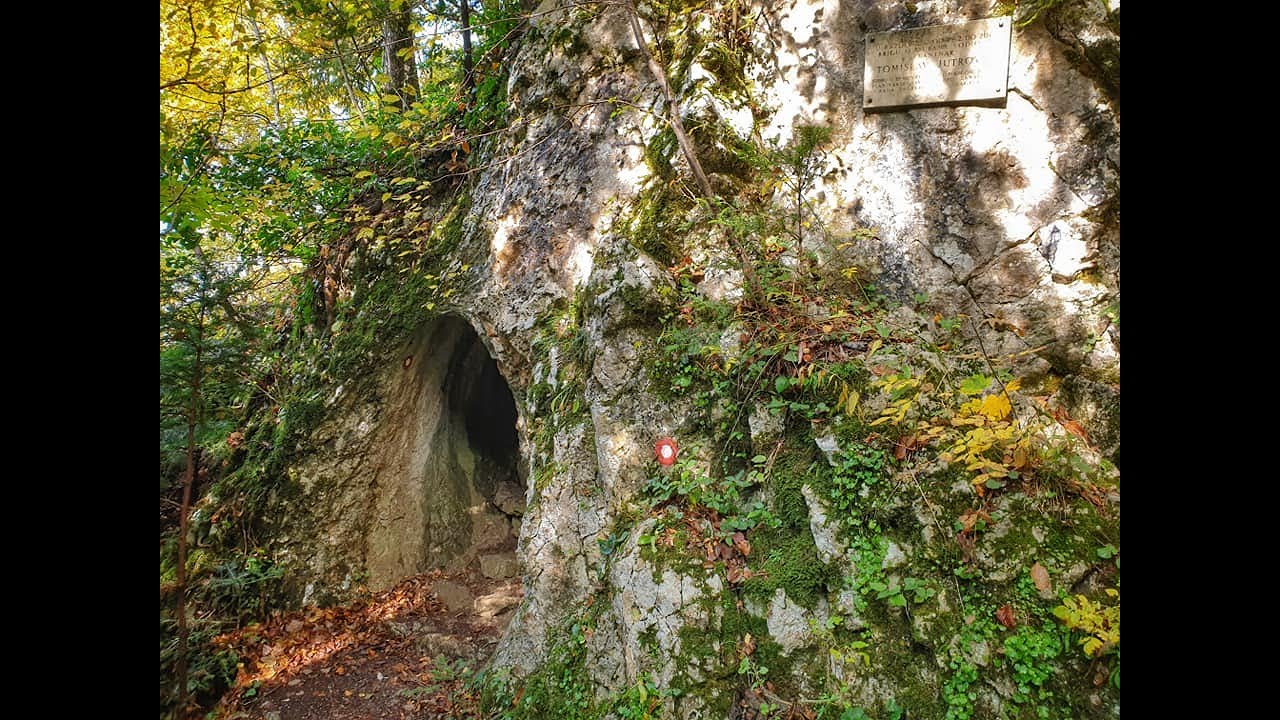 Pila - Horvatove stube - mala Hunjka - vrh Sljeme - YouTube