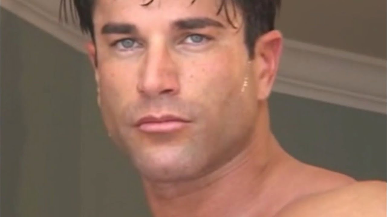 Israeli Bodybuilder - YouTube