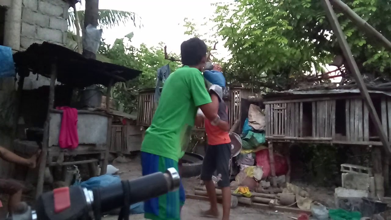 Bugbugan by elvis and carljay - YouTube