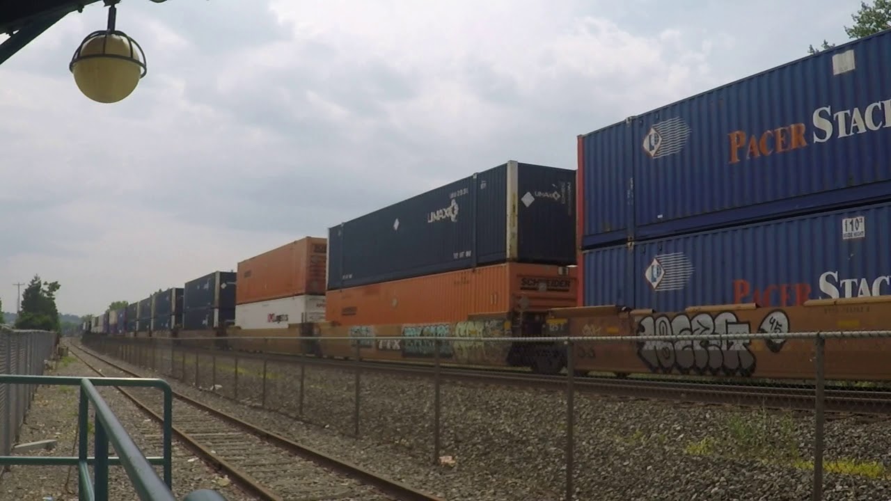CSX container train at Destiny USA NY - YouTube