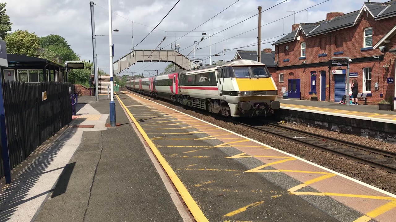 Class 91 going backwards through Chester Le street 22.05.20 - YouTube