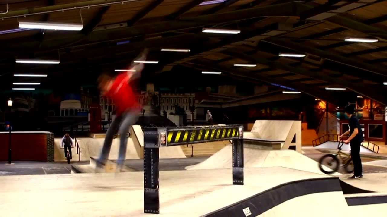 Greg's 10min break with 10 tricks at Rush Skatepark - YouTube