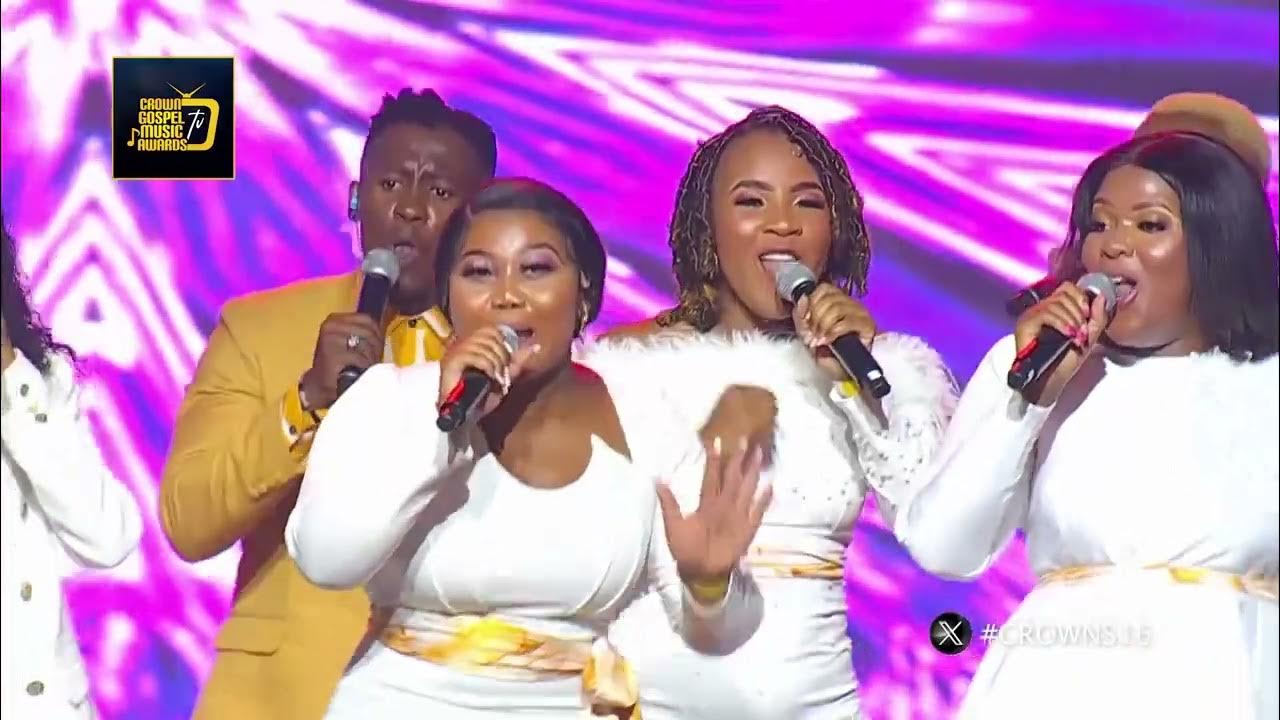 Nathi Sithole - Baba ngilondoloze (live on Crown Awards 2023) - YouTube