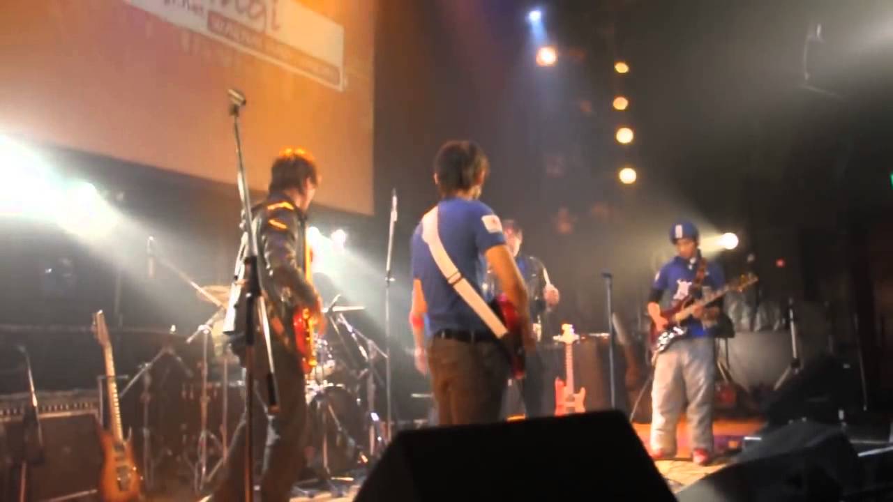 WAKARANAI KURAI By THE SURAWUNG BAND - YouTube