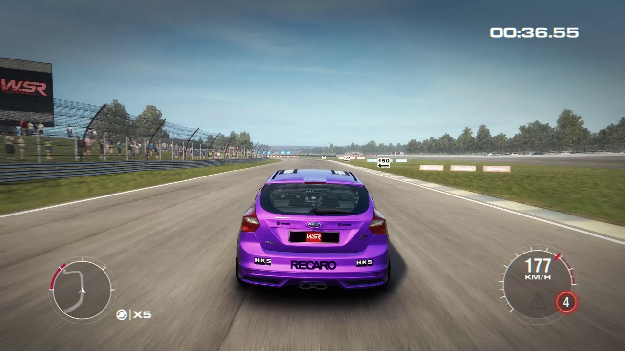 Ford Focus ST Grid 2 - YouTube
