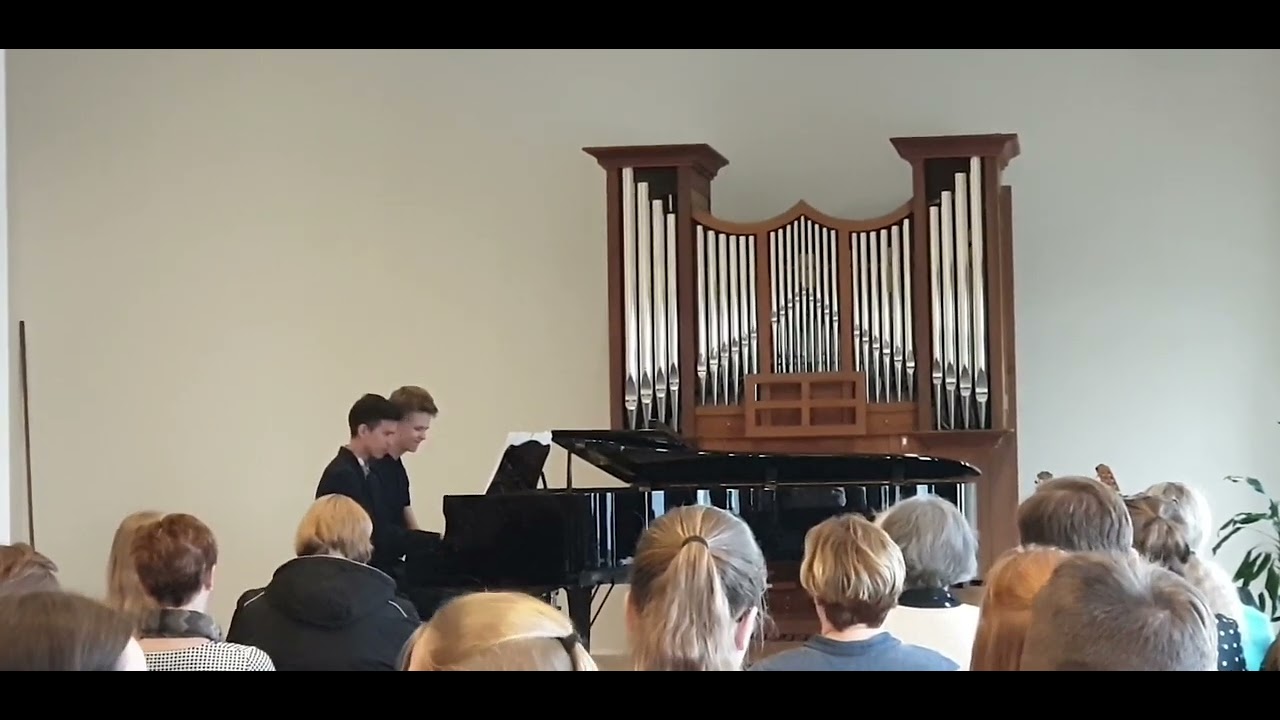 Norwegian Dance [GRIEG] - YouTube