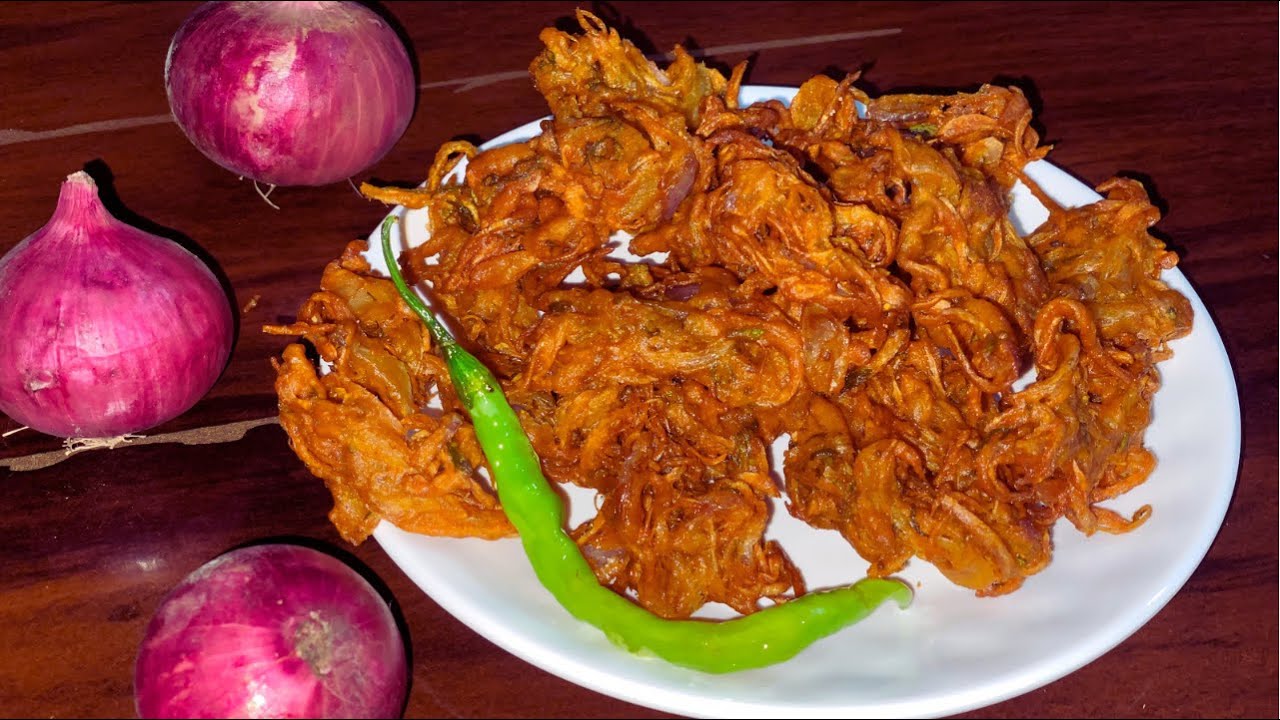 Kanda Bhaji Recipe | कुरकुरीत कांदा भजी | Onion Pakoda | Sakshi Food ...