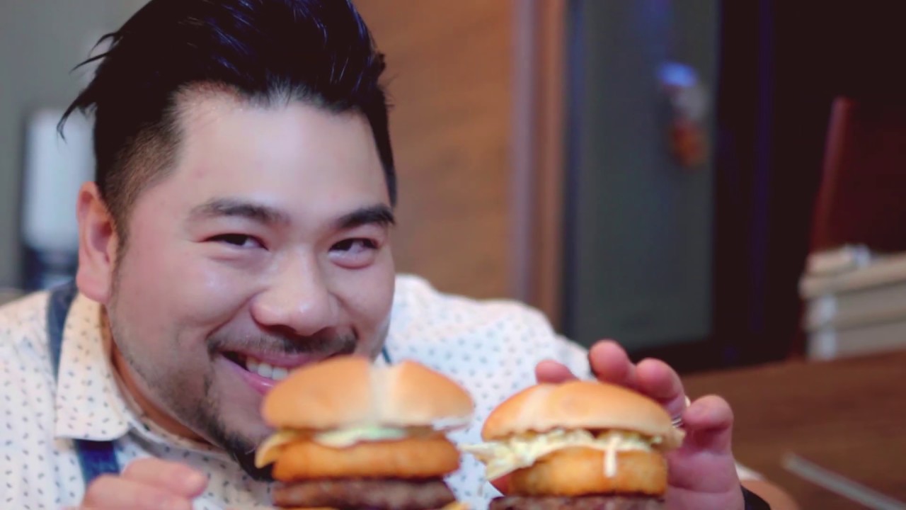 麥當勞® The Signature Collection - 外賣廚師 Christian Yang 細小空間變出牛仔安格斯 - YouTube