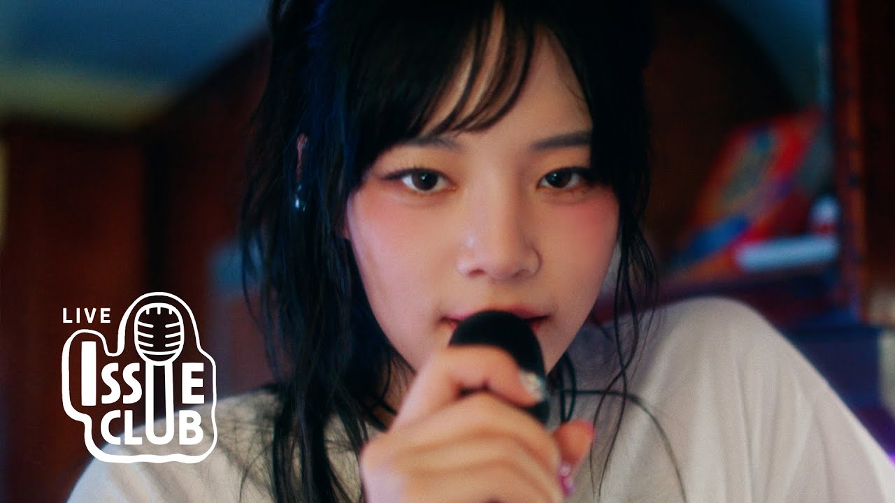 마치(MRCH) - 항복(Surrender) | LIVE PERFORMANCE (4K) | ISSUE CLUB - YouTube