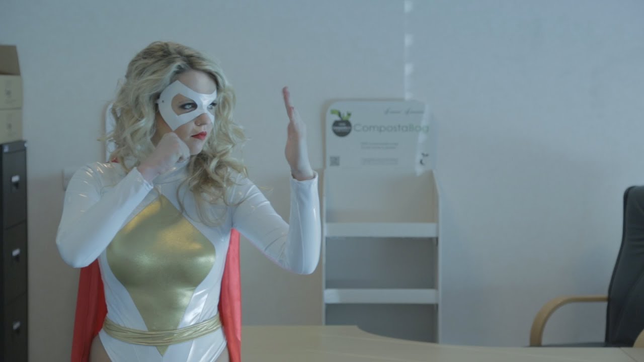 Superheroine Fight - YouTube