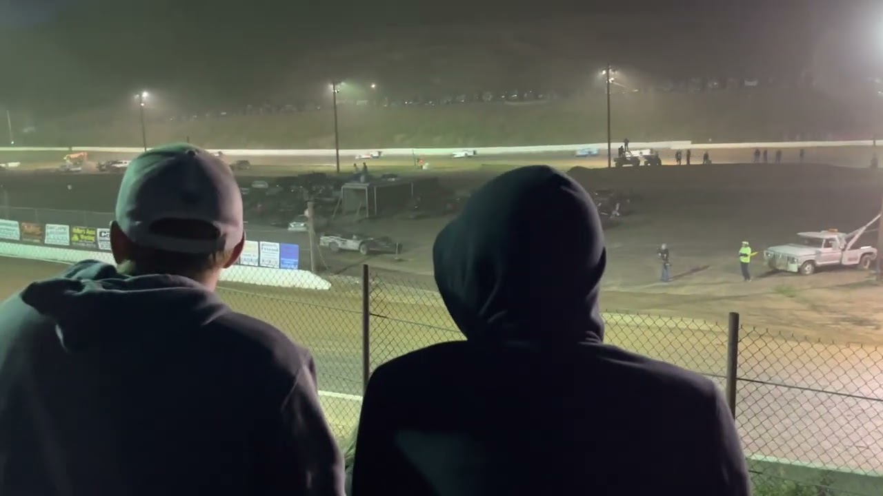 Hesston speedway return of the super late models 40 laps $3,500 to win ...