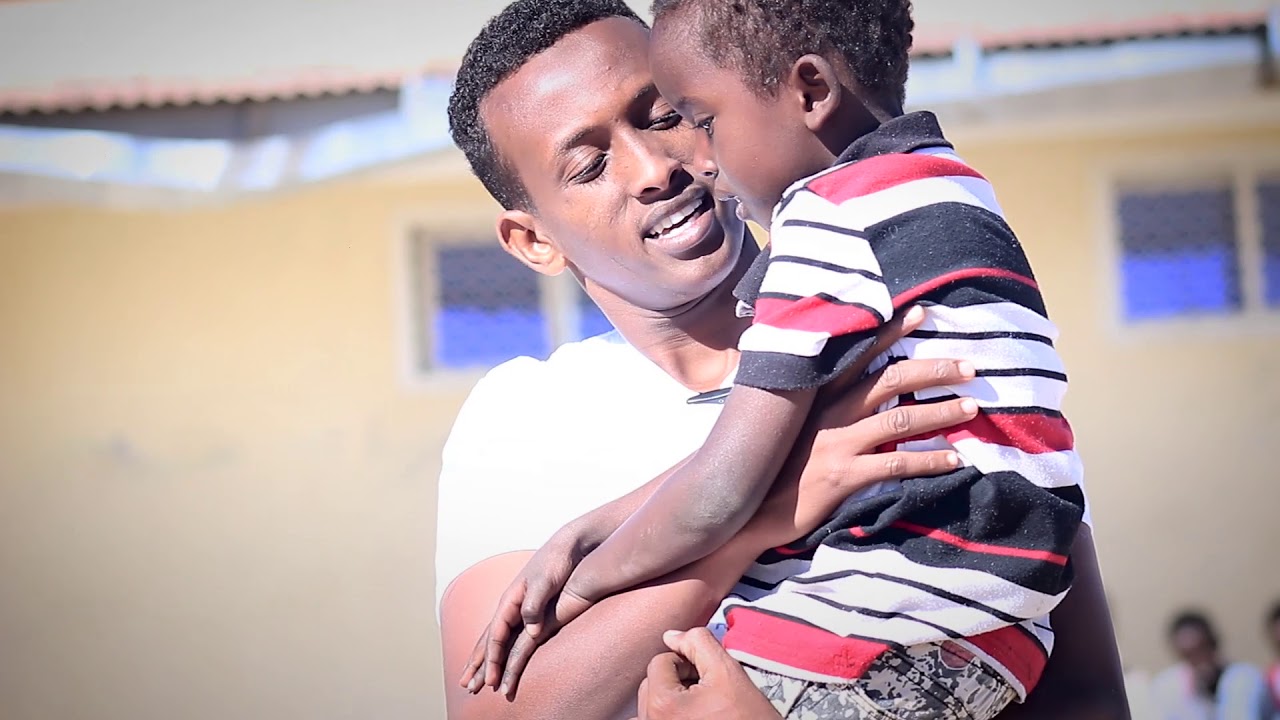 Education activist || Zakaria Osman Nur - YouTube