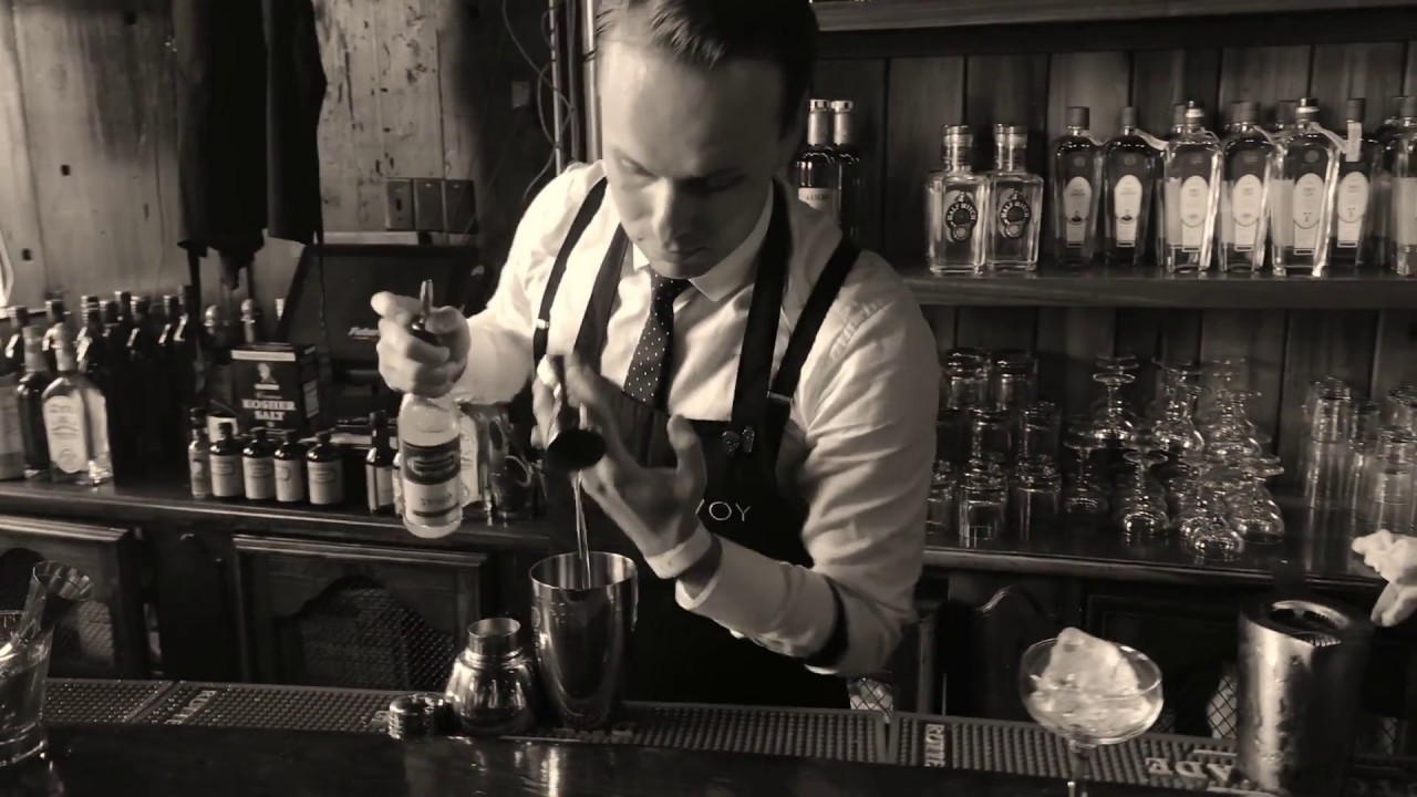 Martin Hudak - making us the "Verde e Blu" Savoy - YouTube