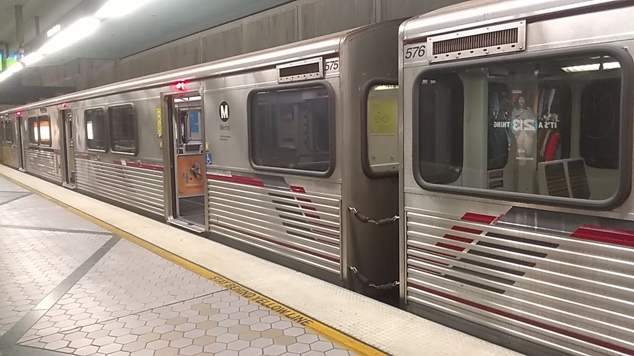 1999 LACMTA Breda A650 575 - YouTube