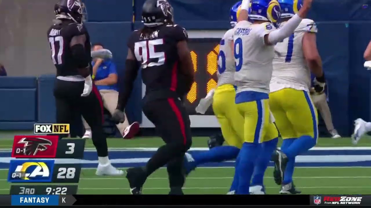 Falcons go down 28-3 - YouTube