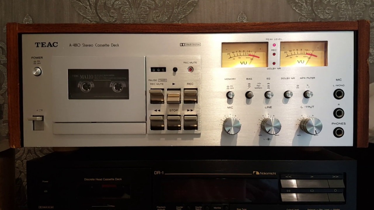 Teac A-480 - YouTube
