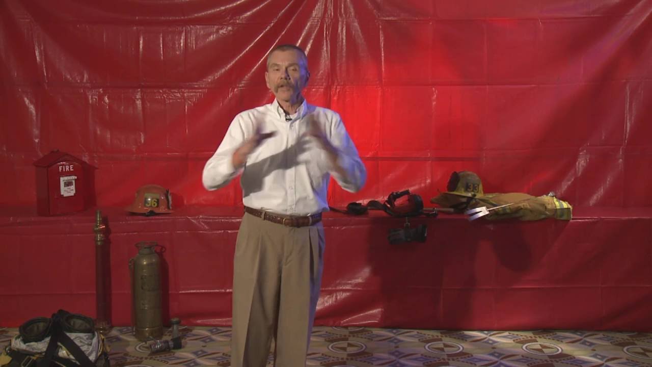 Daniel Yoder | Zoo Keeper the RIT Officer | FIRExTalk SoCal'16 - YouTube