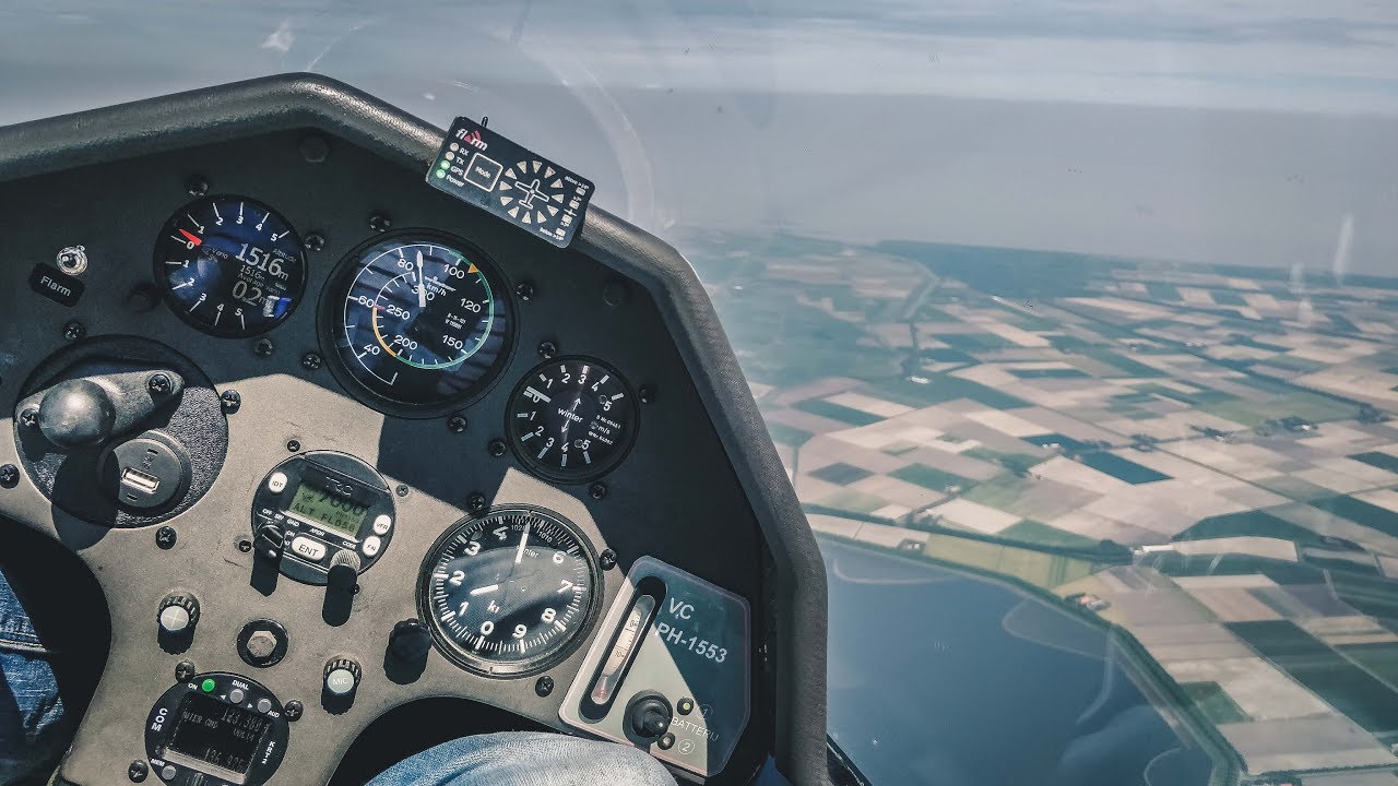 Discus B segelflug/glider flight over the Netherlands ...