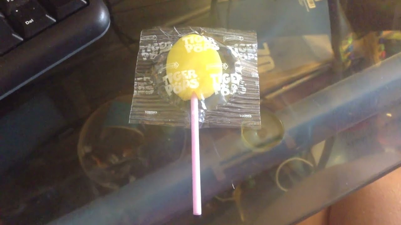 (REUPLOAD) Tiger Pops Lollipop (Easter Bunny) Unboxing - YouTube