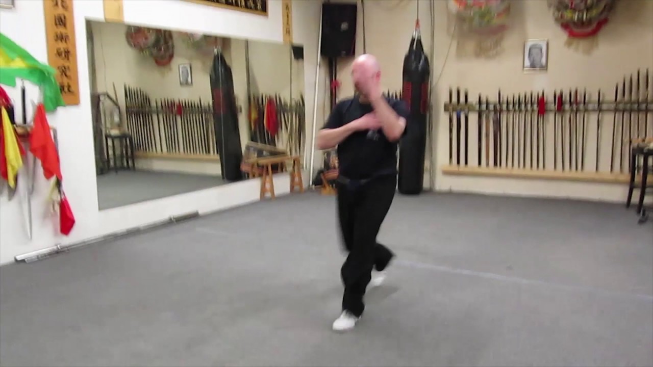 Front Push Hand & Hook Kick 推手鉤鐮腿 - YouTube