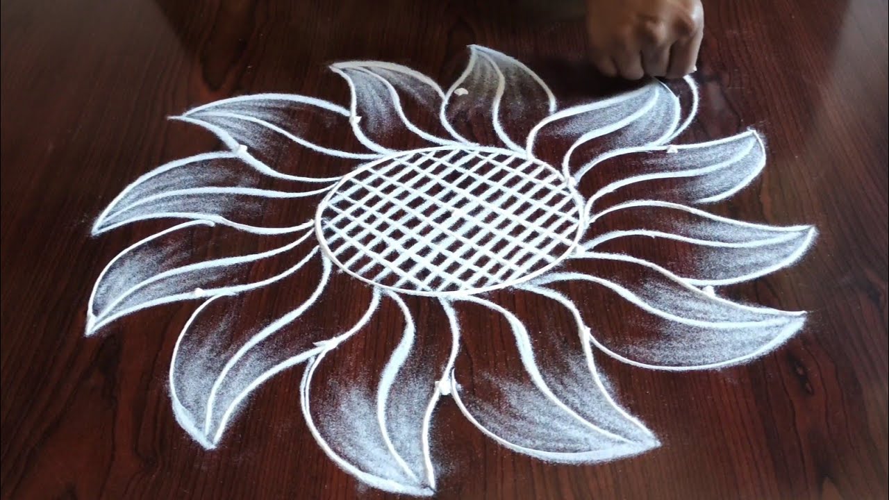 @simpleeasyrangoli9438 Easy beautiful daily kolam (5×3) Dot's.... - YouTube
