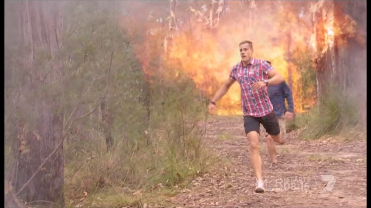 [H&A] 6581 Escaping The Fire Scene 5 - YouTube