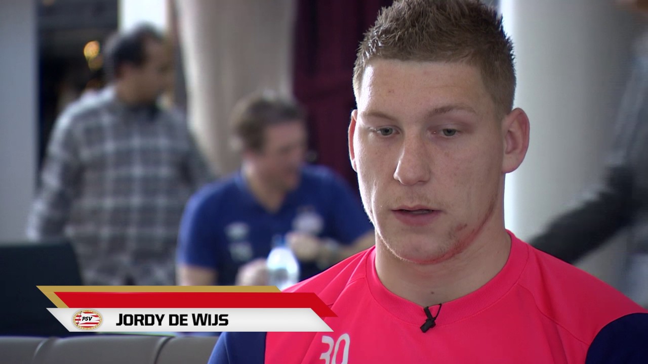 PSV TV: Edwin de Wijs (Trainer O15) - YouTube