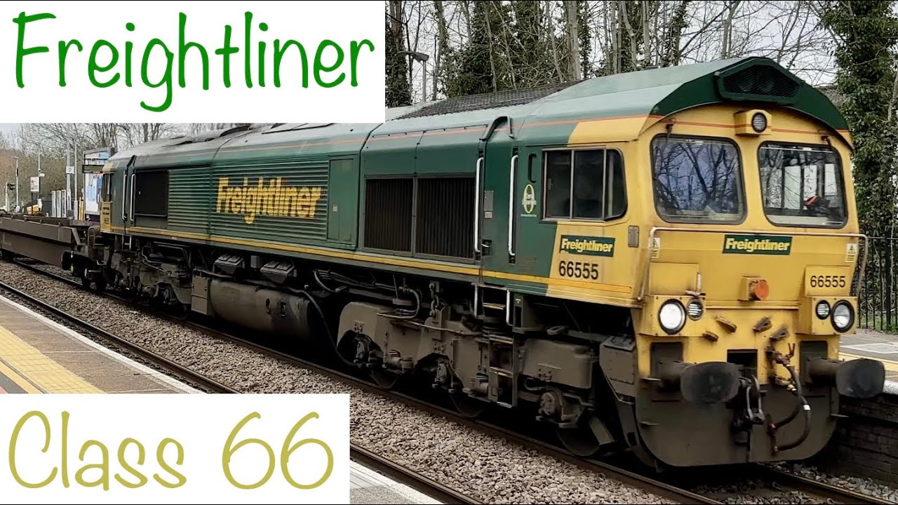 Freightliner Class 66 Hauling an Intermodal Freight Train through ...
