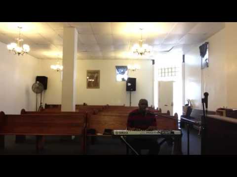 Pastor Travis Haynes sings Give me you - YouTube