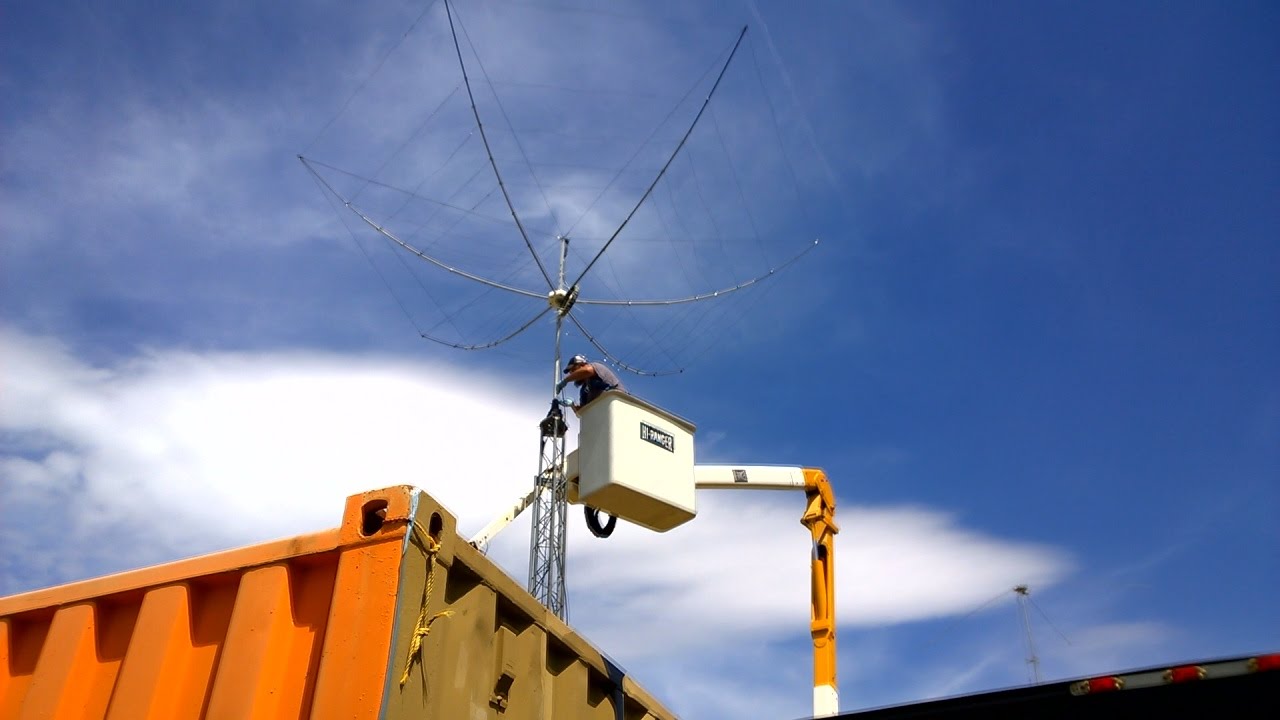 Putting up a Hex Beam Antenna - YouTube