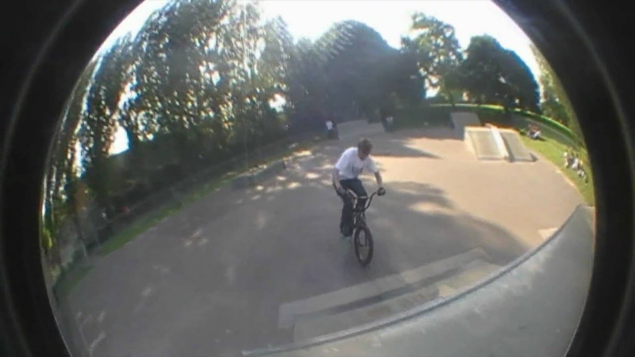 MIKE MARKHAM,, BMX + INLINES - YouTube