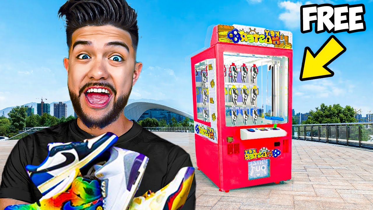 I Opened A Free Sneaker Vending Machine In Public! - YouTube