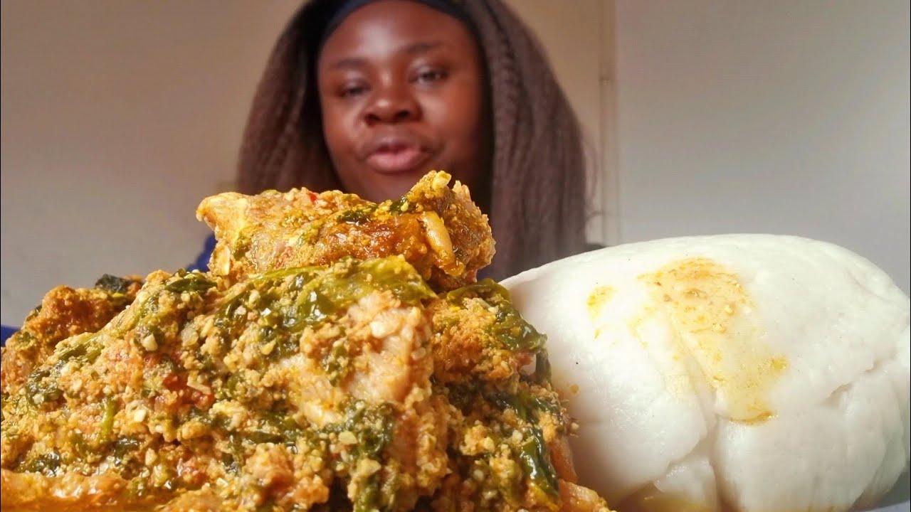 Eat with me fufu and Egusi soup #mukbang #highlights - YouTube