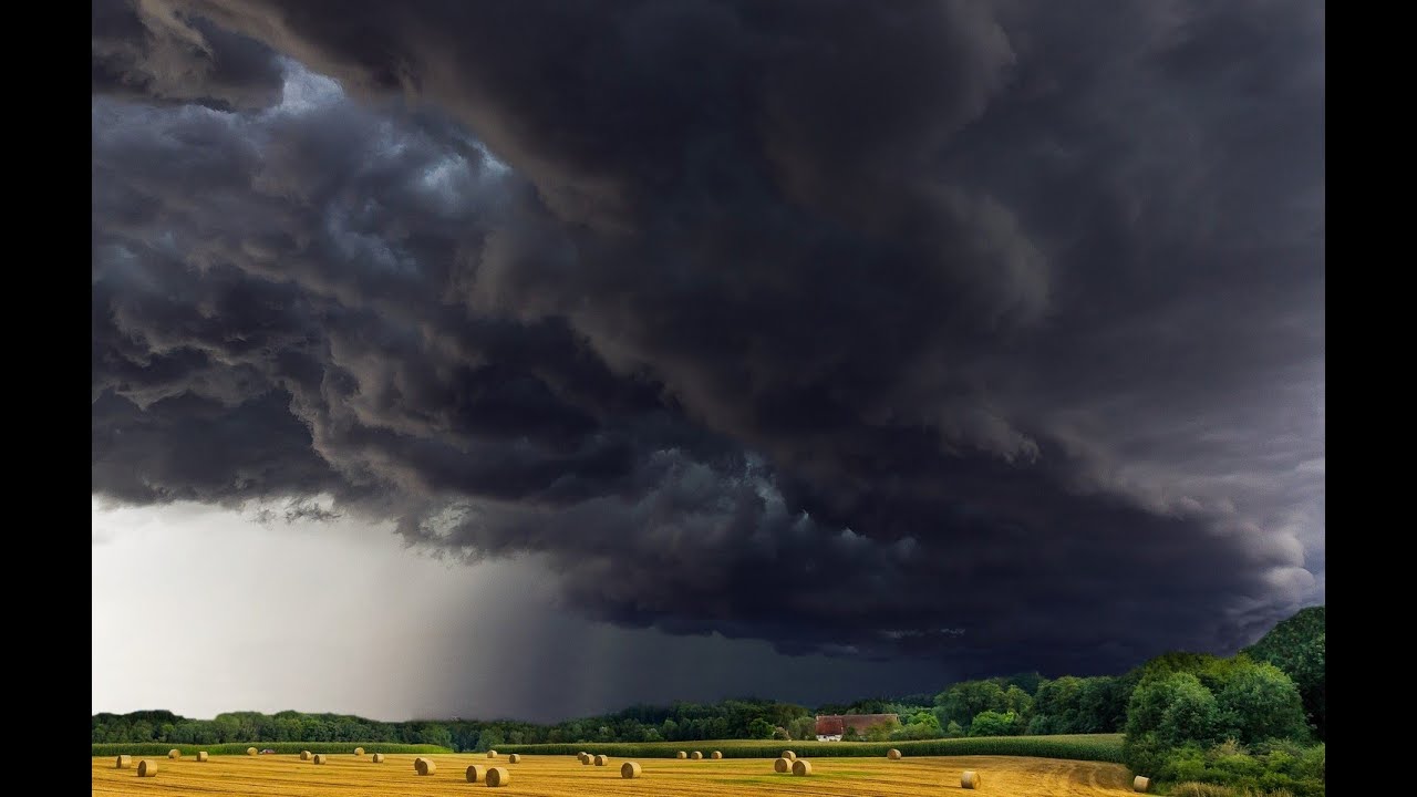 Simulating Thunderstorm Downbursts with A/Prof Luca Caracoglia ...