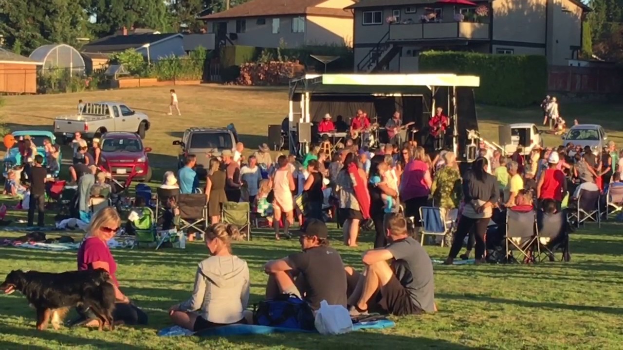 Rukus- Music in the Park 2017 - YouTube