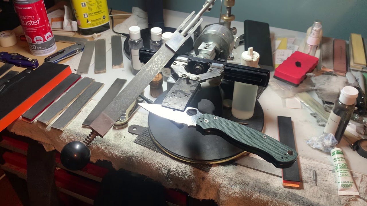 Sharpening tech tip: clamping a Full Flat Grind - YouTube