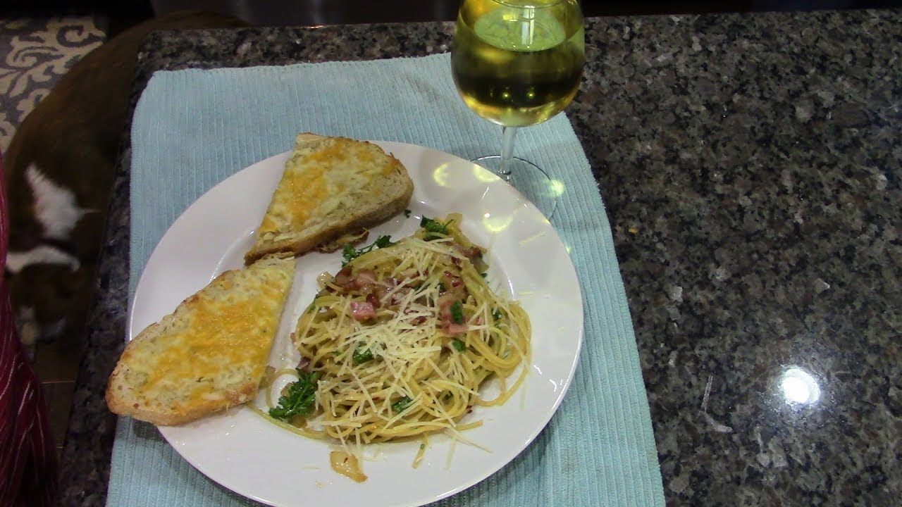 Spicy Pancetta and Onion Spaghetti - YouTube