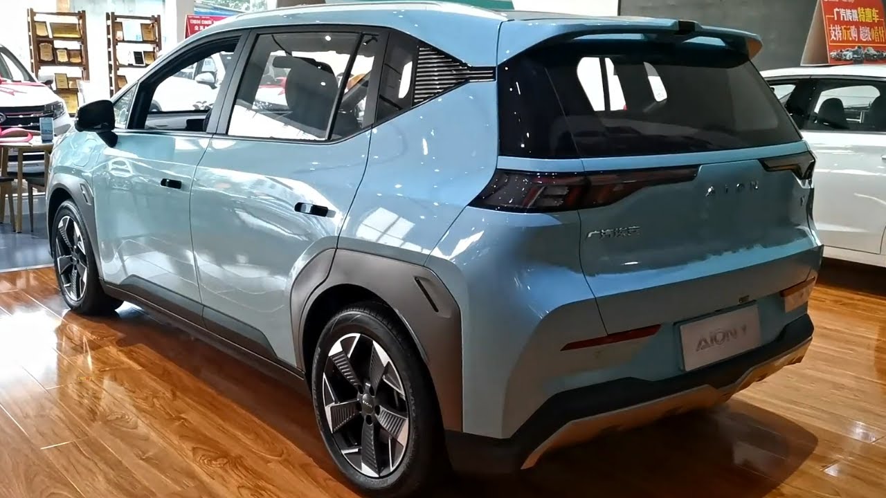 2022 GAC Aion Y EV in-depth Walkaround - YouTube