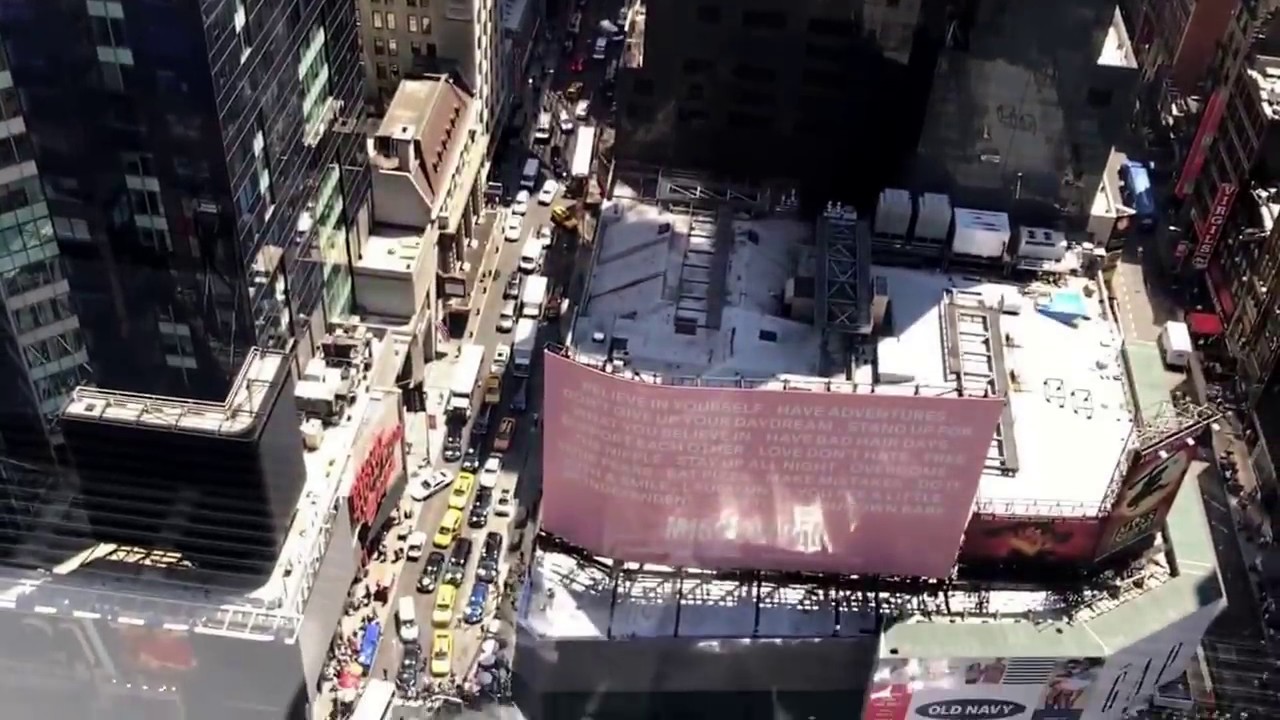 Times Square NYC shut down May 18th 2017 - YouTube