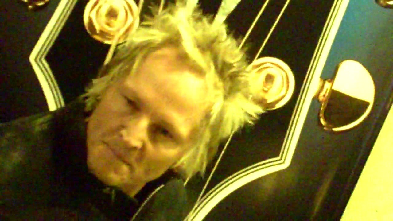 MATT SORUM - Guns N' Roses drummer - Live - YouTube