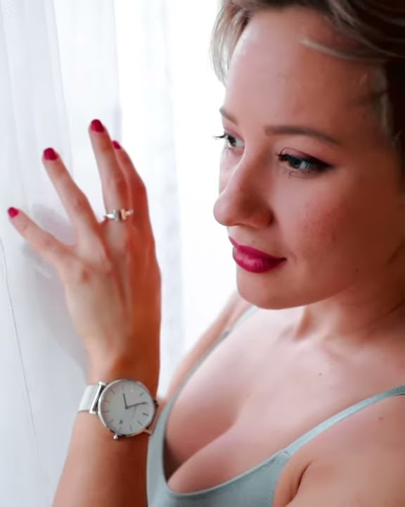 A promo video for Elena Soboleva - YouTube