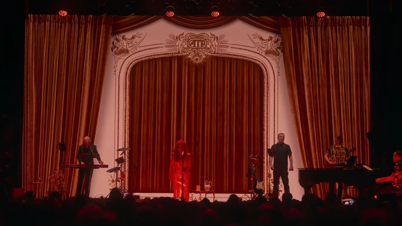 Fangoria - Me odio cuando miento (ATP) - Videoclip Oficial - YouTube