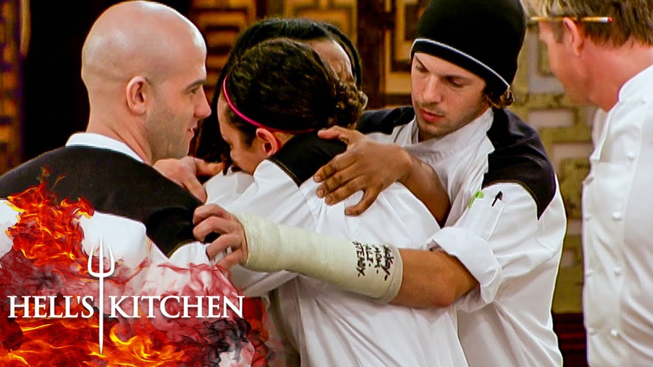 An Extremely Emotional Elimination | Hell's Kitchen - YouTube