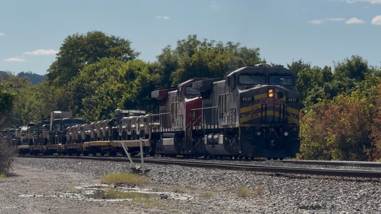 S568 military train in downtown Cincinnati Ohio with KCSM grey ghost ...