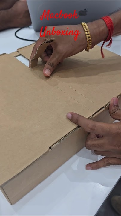 Macbook Unboxing #youtubeshorts #mackbookair #m4 #shorts #apple #unboxing #shortfeeds - YouTube